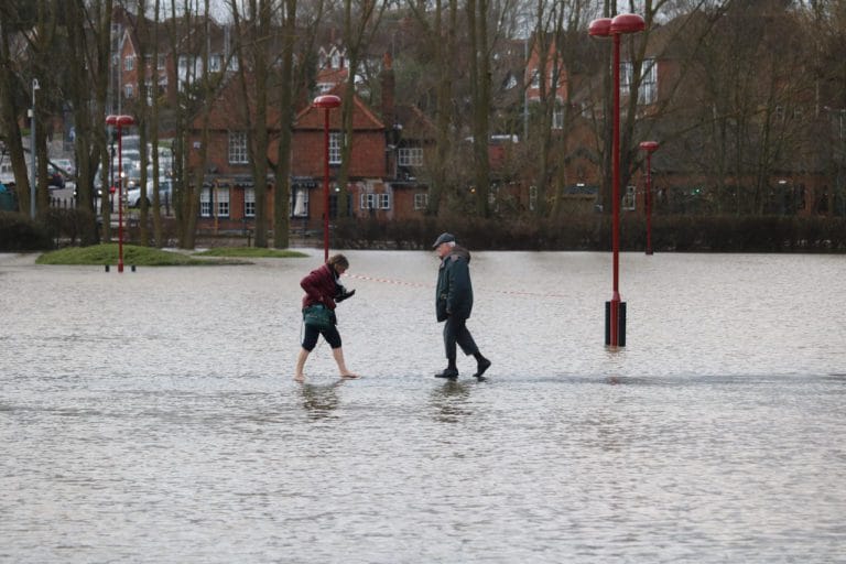 WINNERSH FLOODING – Pictures show extent of flooding – Wokingham.Today