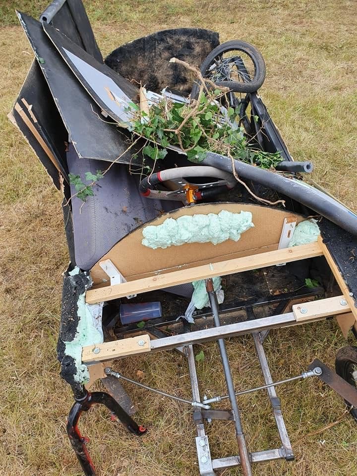 Wokingham’s wacky racers make the crowd roar at annual go-karting ...