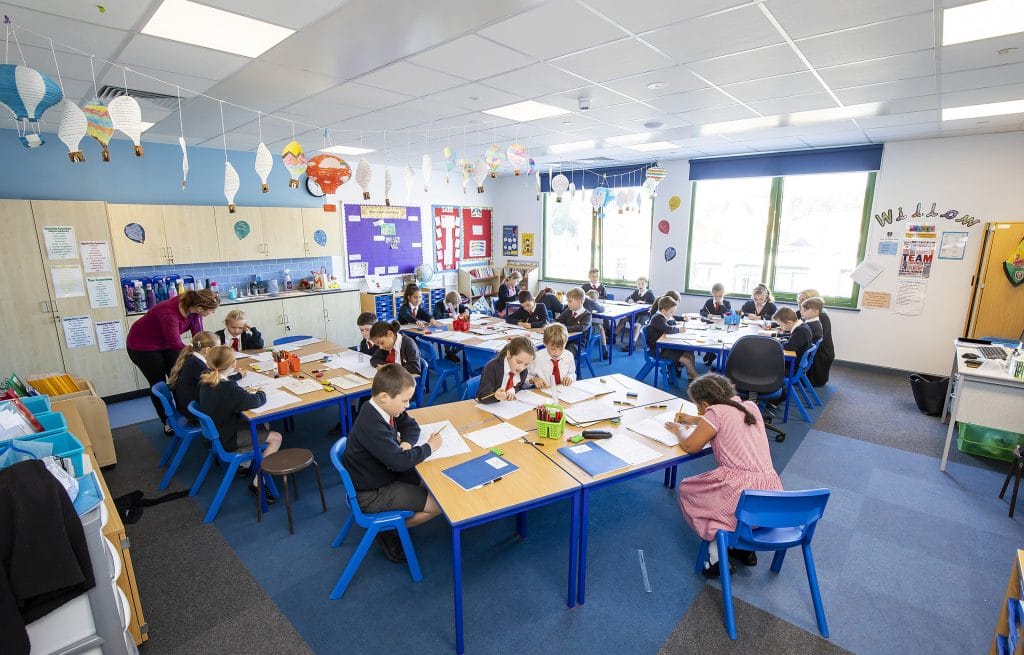 Wokingham borough mayor officially opens Farley Hill Primary’s new ...