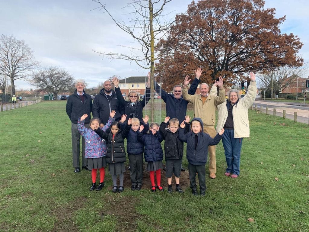 children and tree – Wokingham.Today