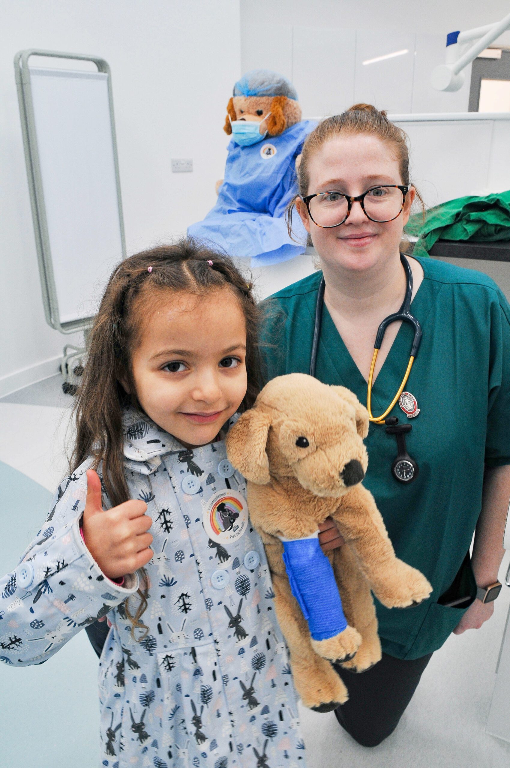 Pawsome! New vets celebrates opening in Woodley by inviting children to ...