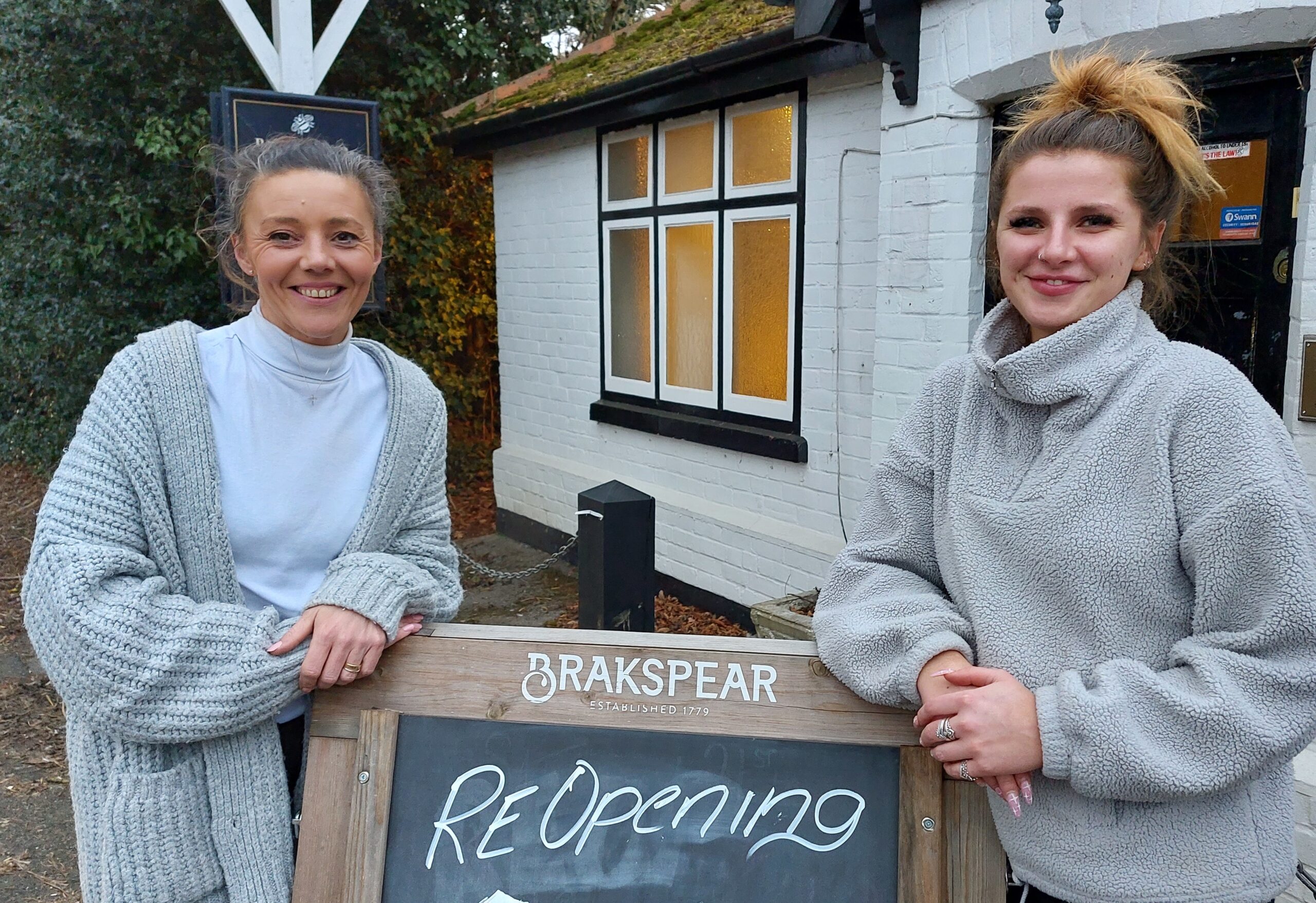 Hurst pub The Green Man prepares to reopen after six-month ...