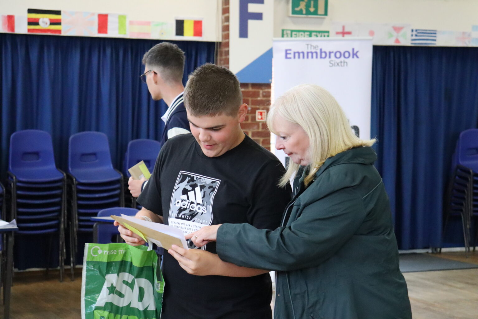 GCSE’s 2023: The Emmbrook School achieves ‘strong performances’ in ...